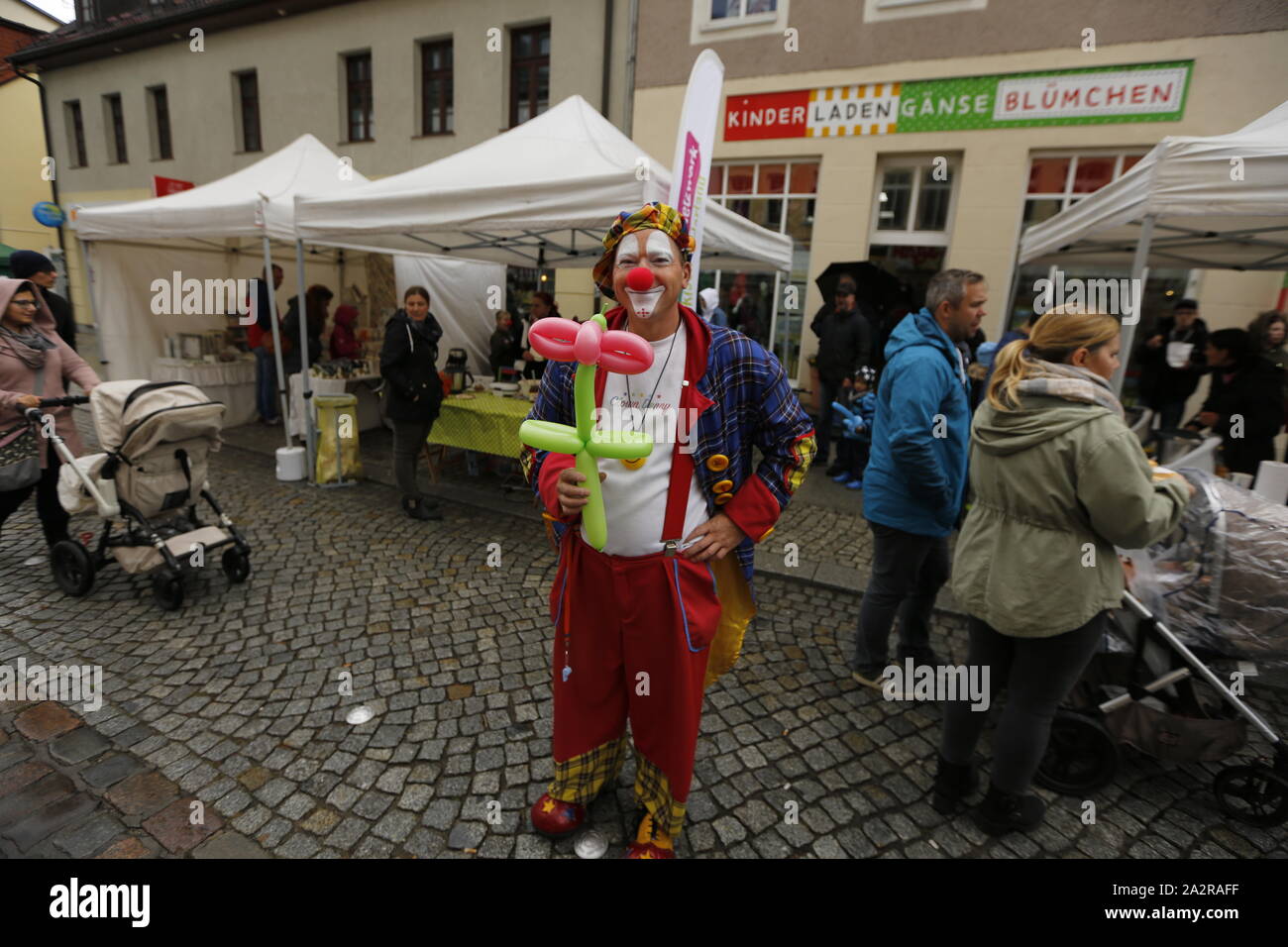 Strausberg, Germany. 03rd Oct, 2019. Street party in the old town of ...