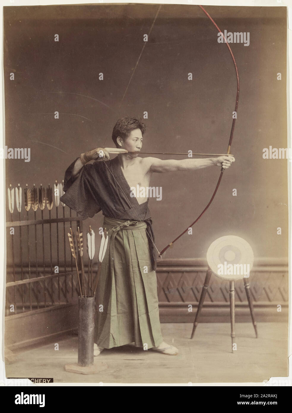 Japanese archer hi-res stock photography and images - Alamy