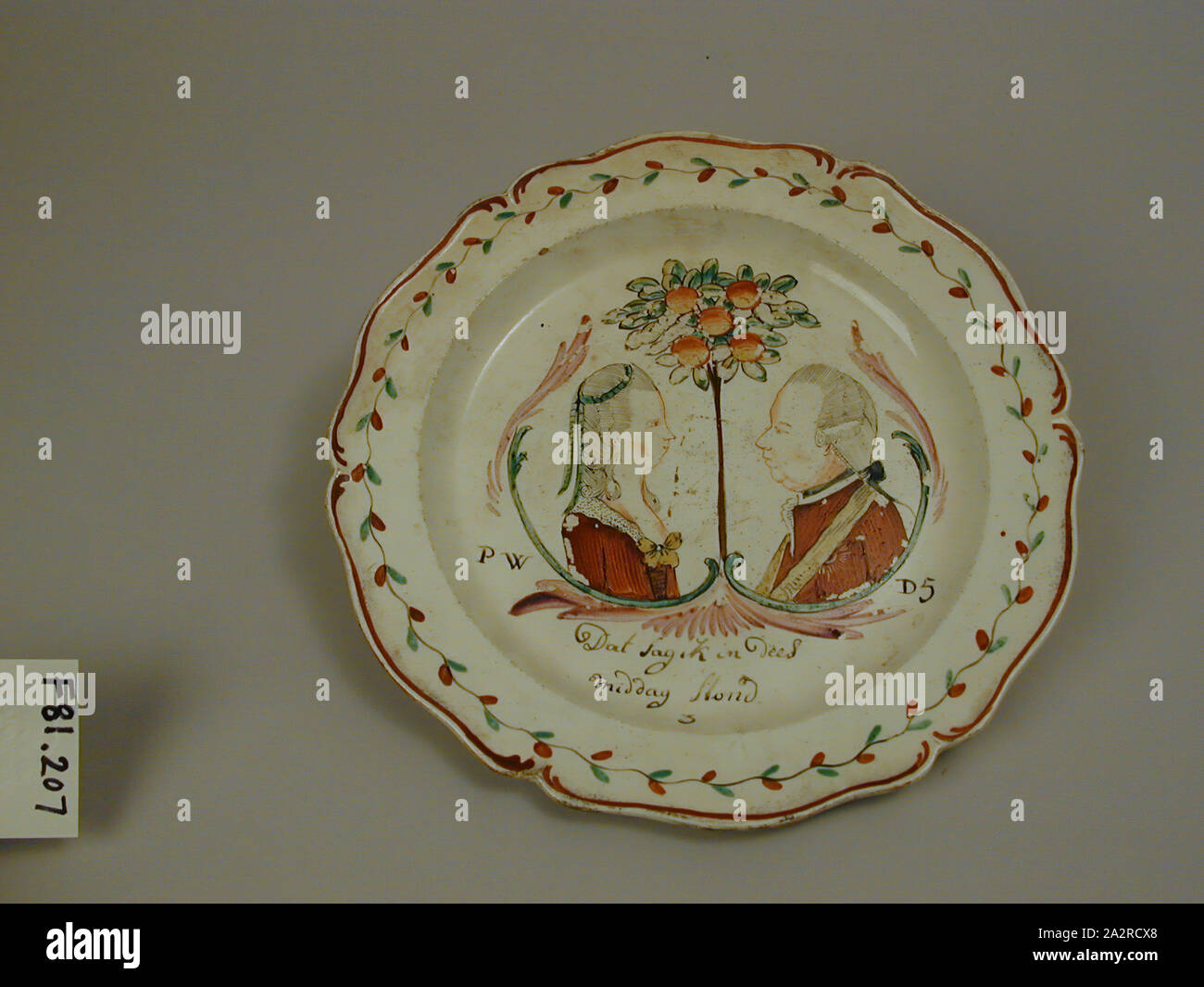 Enameled 1 2 plate diameter hi-res stock photography and images - Alamy