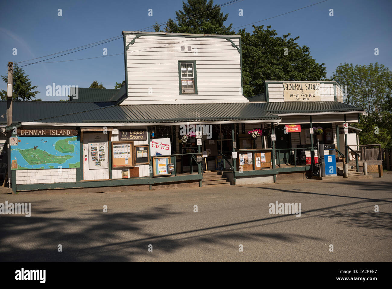 Denman island hi-res stock photography and images - Alamy