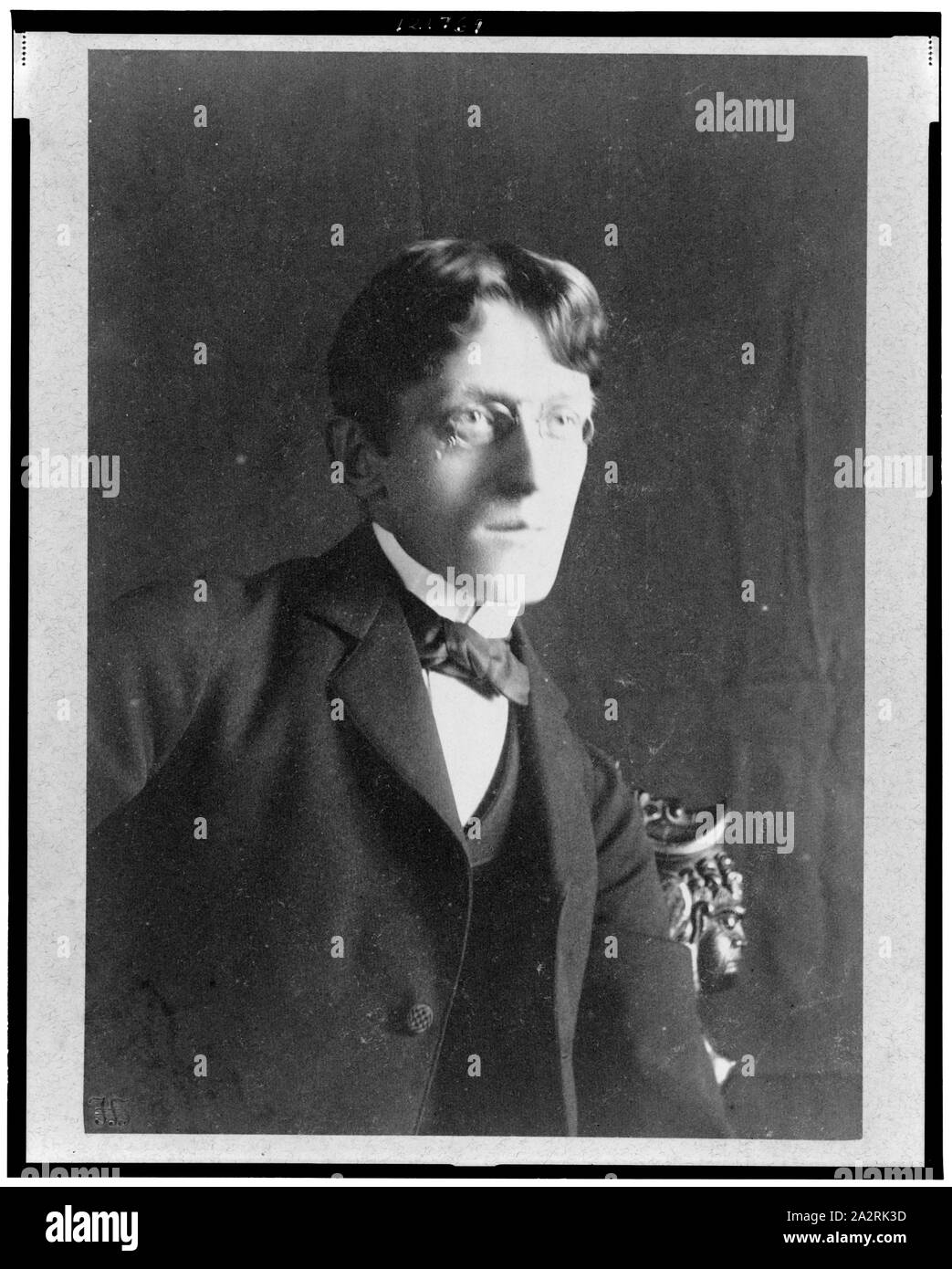 Ralph cram hi-res stock photography and images - Alamy