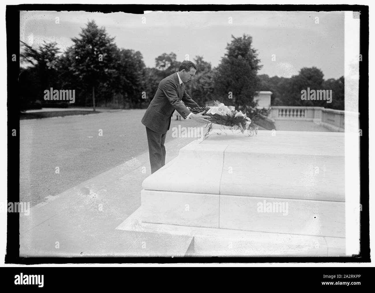 Ralph chambers hi-res stock photography and images - Alamy