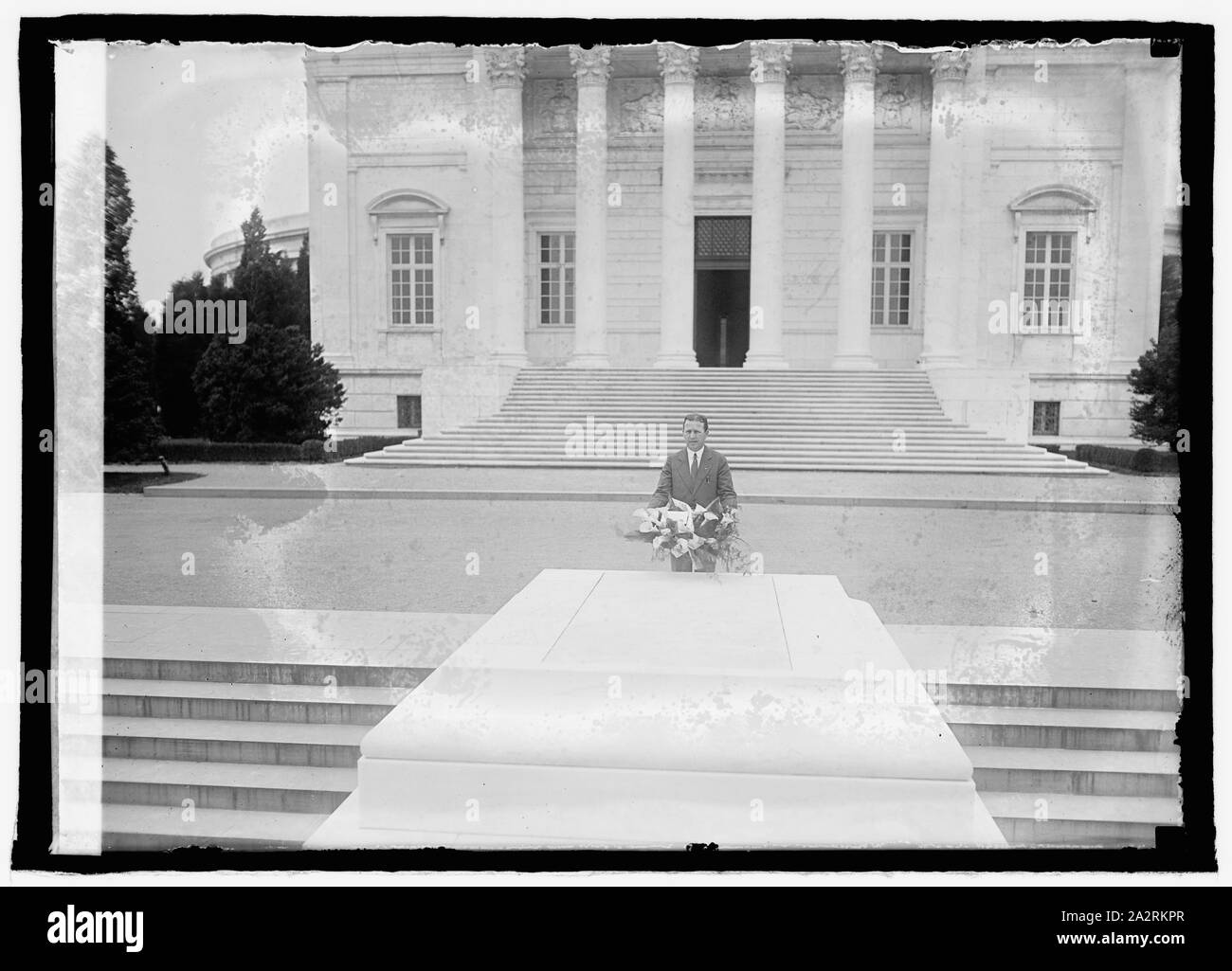 Ralph chambers hi-res stock photography and images - Alamy