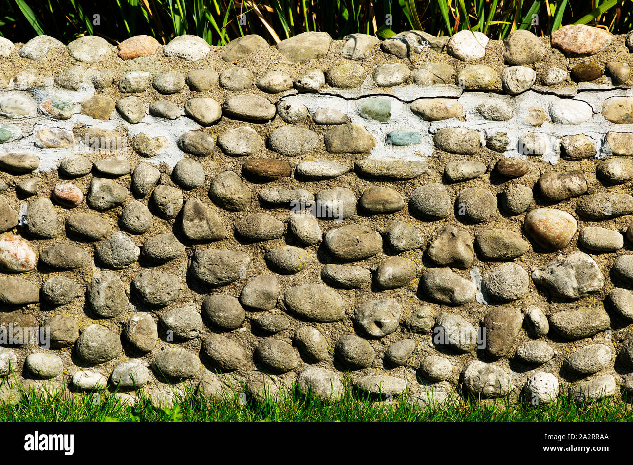 Masonry rock wall structure hi-res stock photography and images - Alamy
