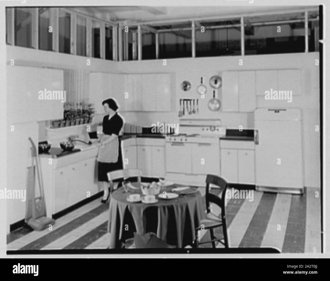 Raymond Loewy Associates, Look kitchen Stock Photo - Alamy