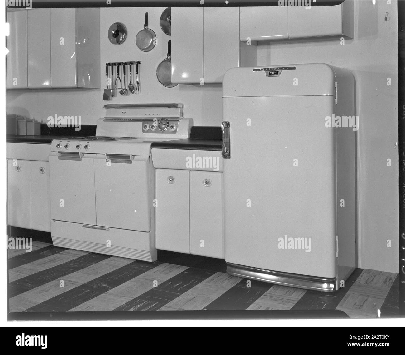 Raymond Loewy Associates, Look kitchen Stock Photo - Alamy