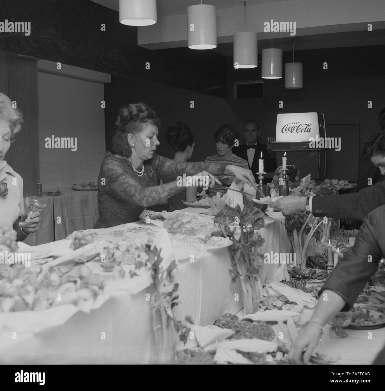 1960s food hi-res stock photography and images - Alamy