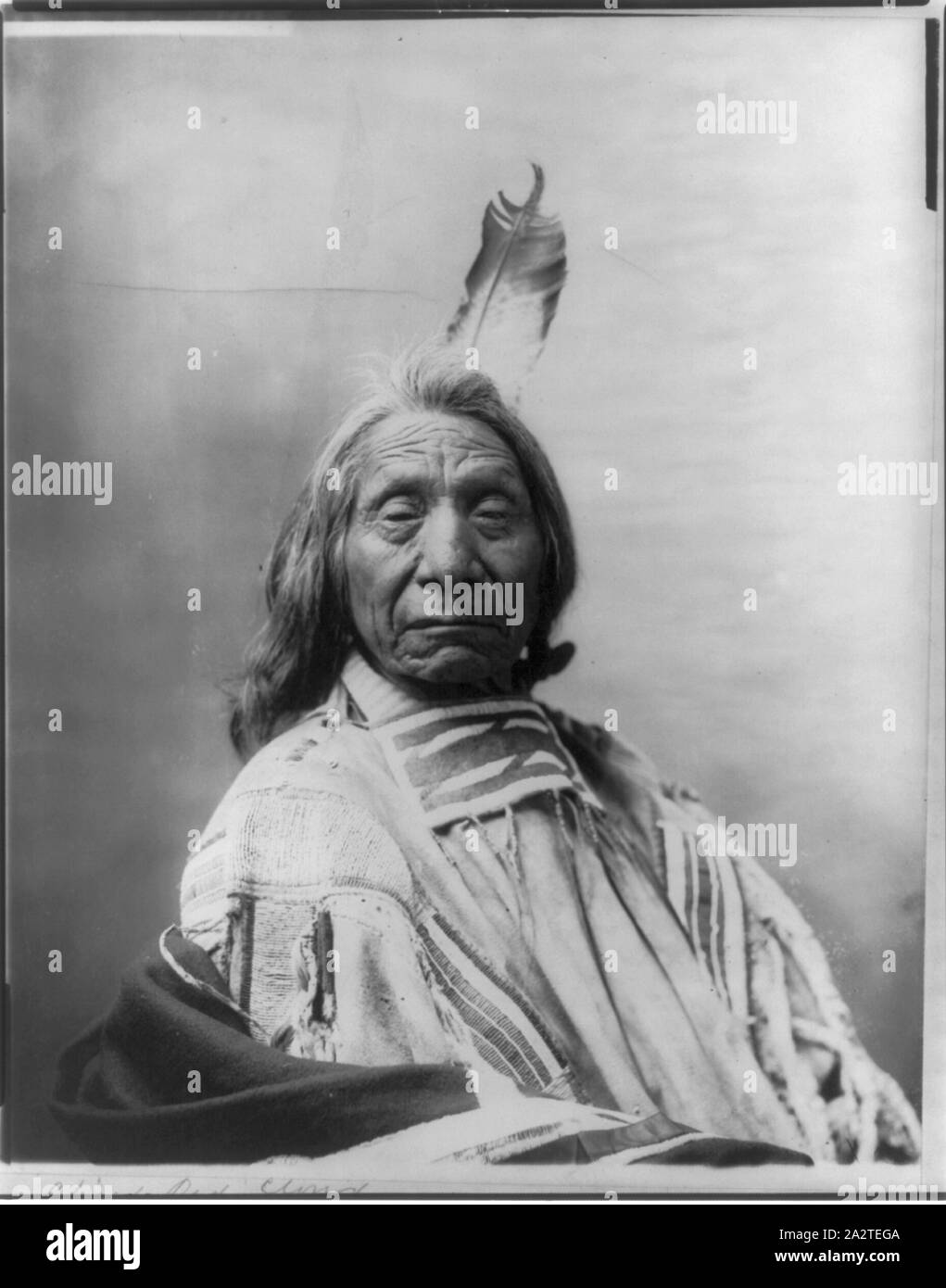 Red Cloud, Chief, head and shoulders portrait, facing slightly right ...