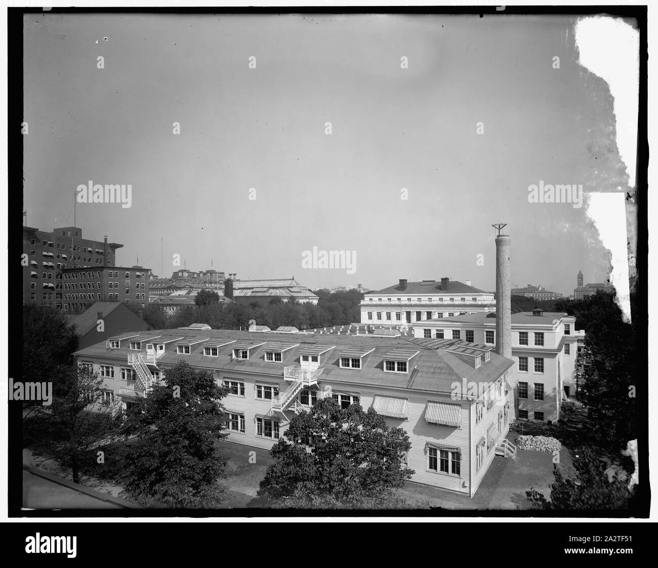Red Cross Bldg Stock Photo - Alamy