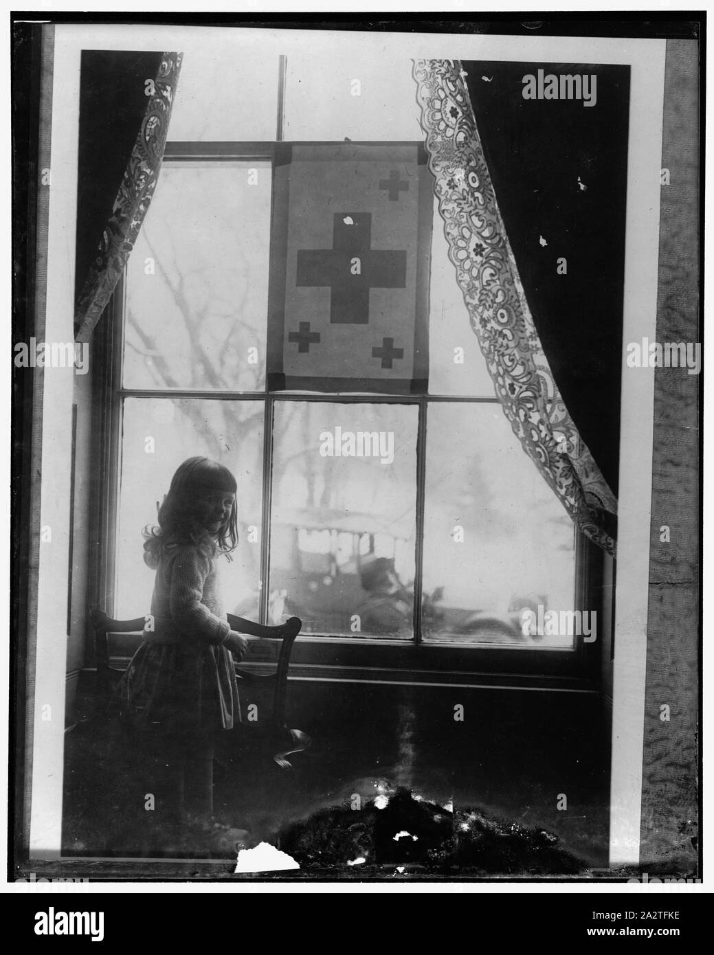 Red cross health workers Black and White Stock Photos & Images - Alamy