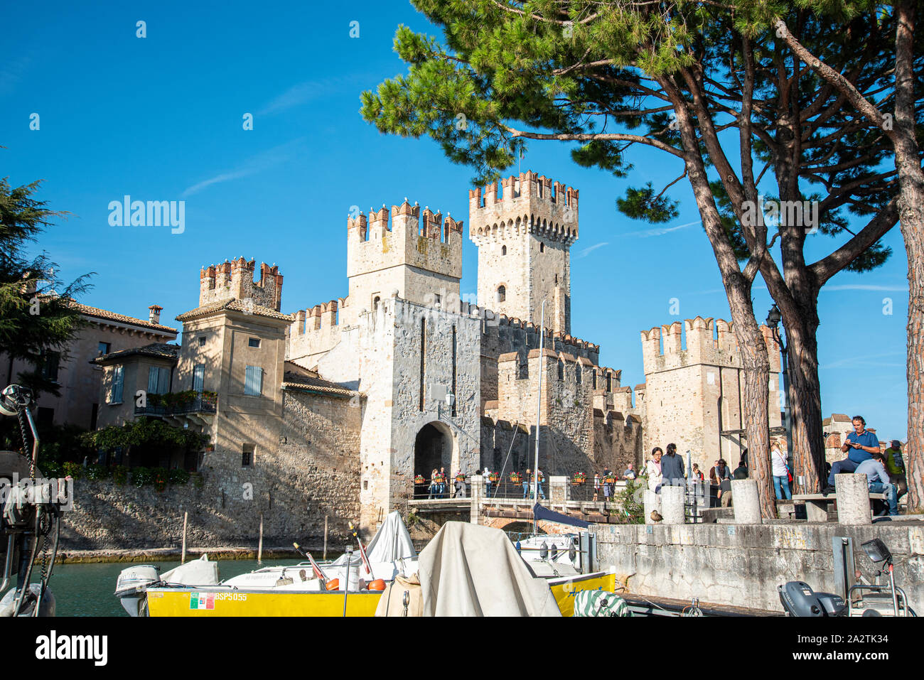 Scaliger Castle in Sirmione at the Lake Garda Stock Photo - Alamy