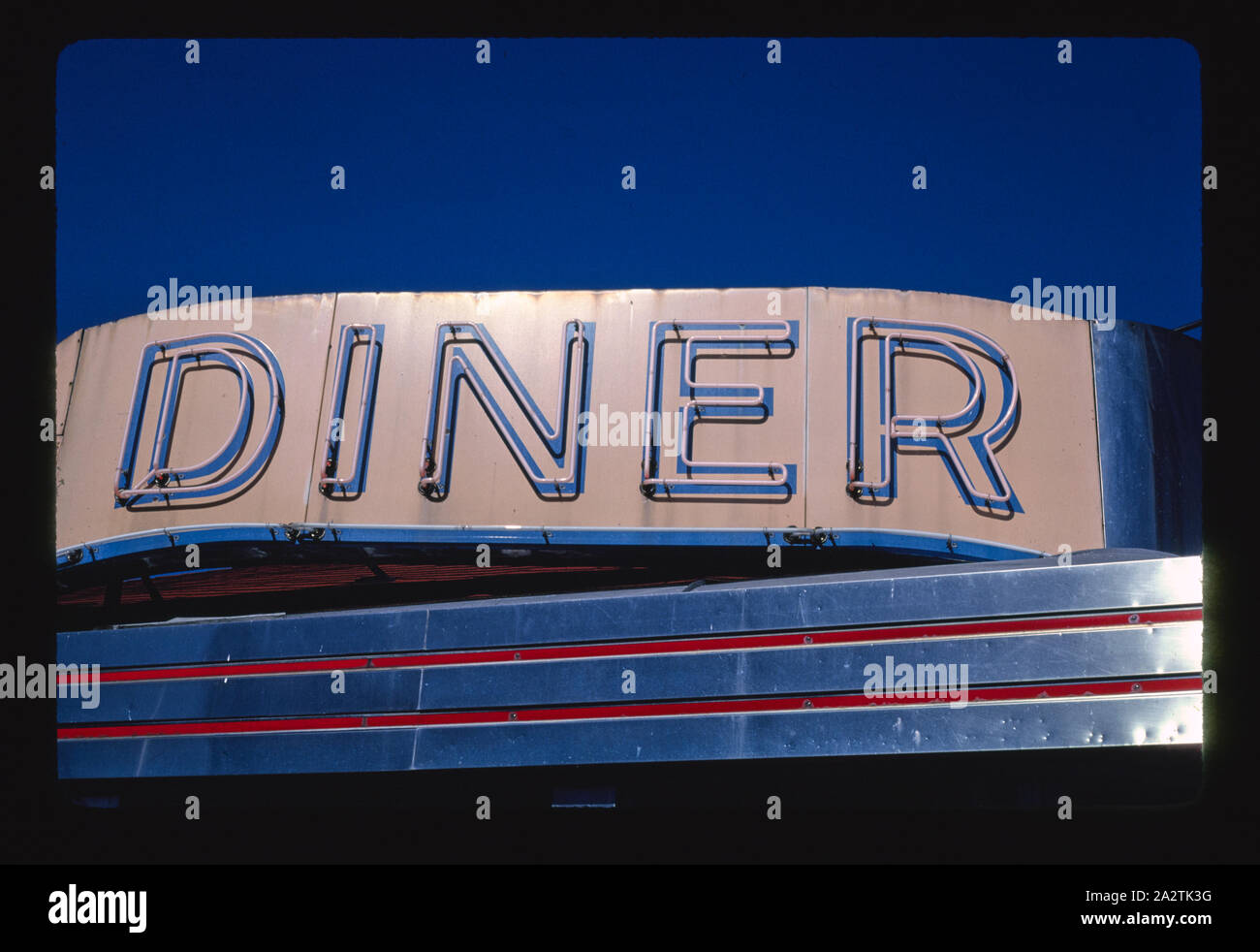 Red robin diner sign hi-res stock photography and images - Alamy