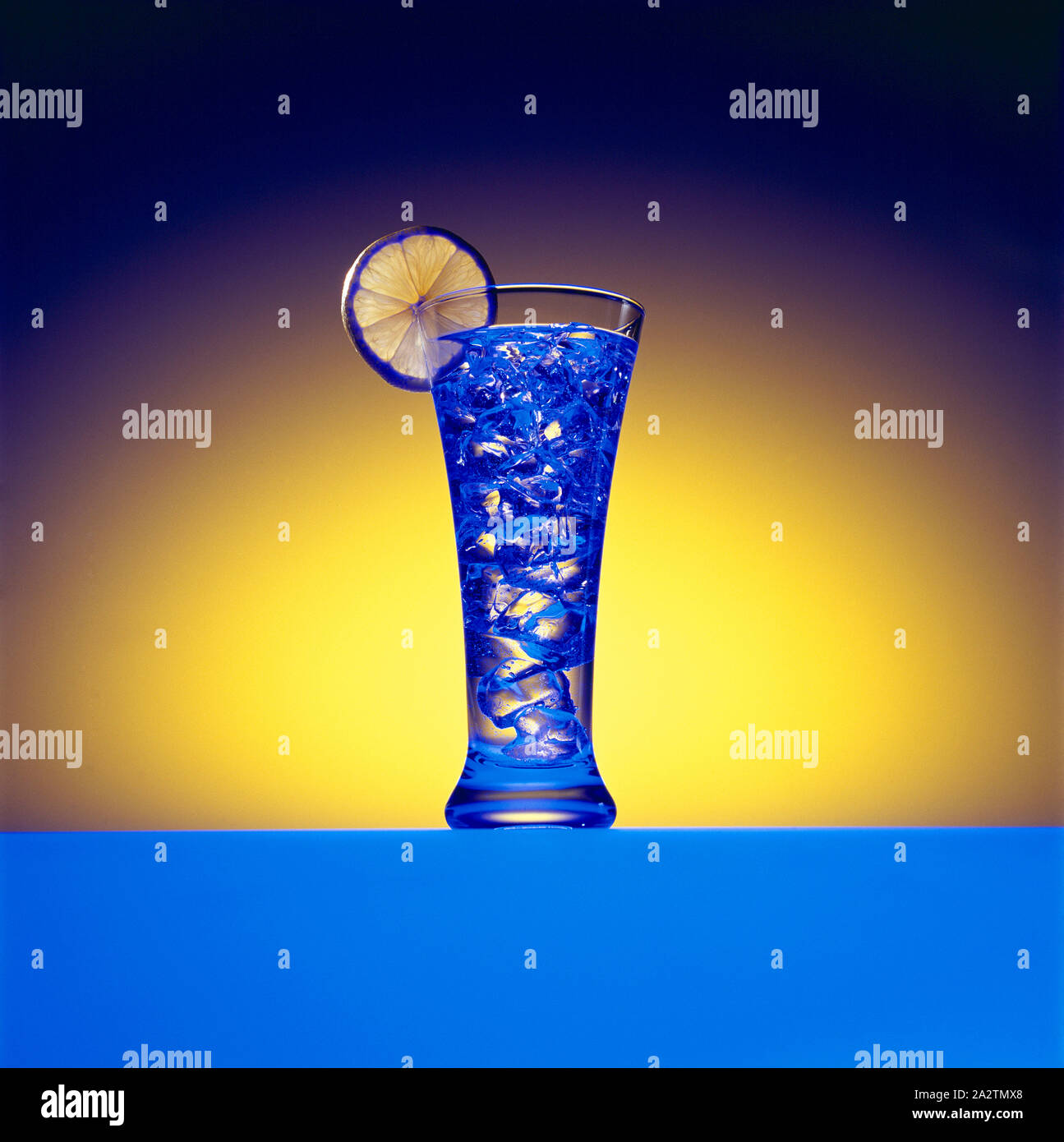 Glassesware hi-res stock photography and images - Alamy