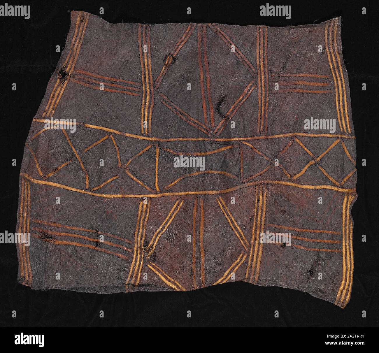 ceremonial kerchief or headwrapper, Dida people, 1950s, plant fiber ...