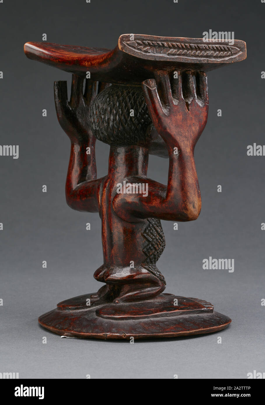 headrest with female figure, Kanyok, late 19th century, wood, 6-3/4 x 4 ...