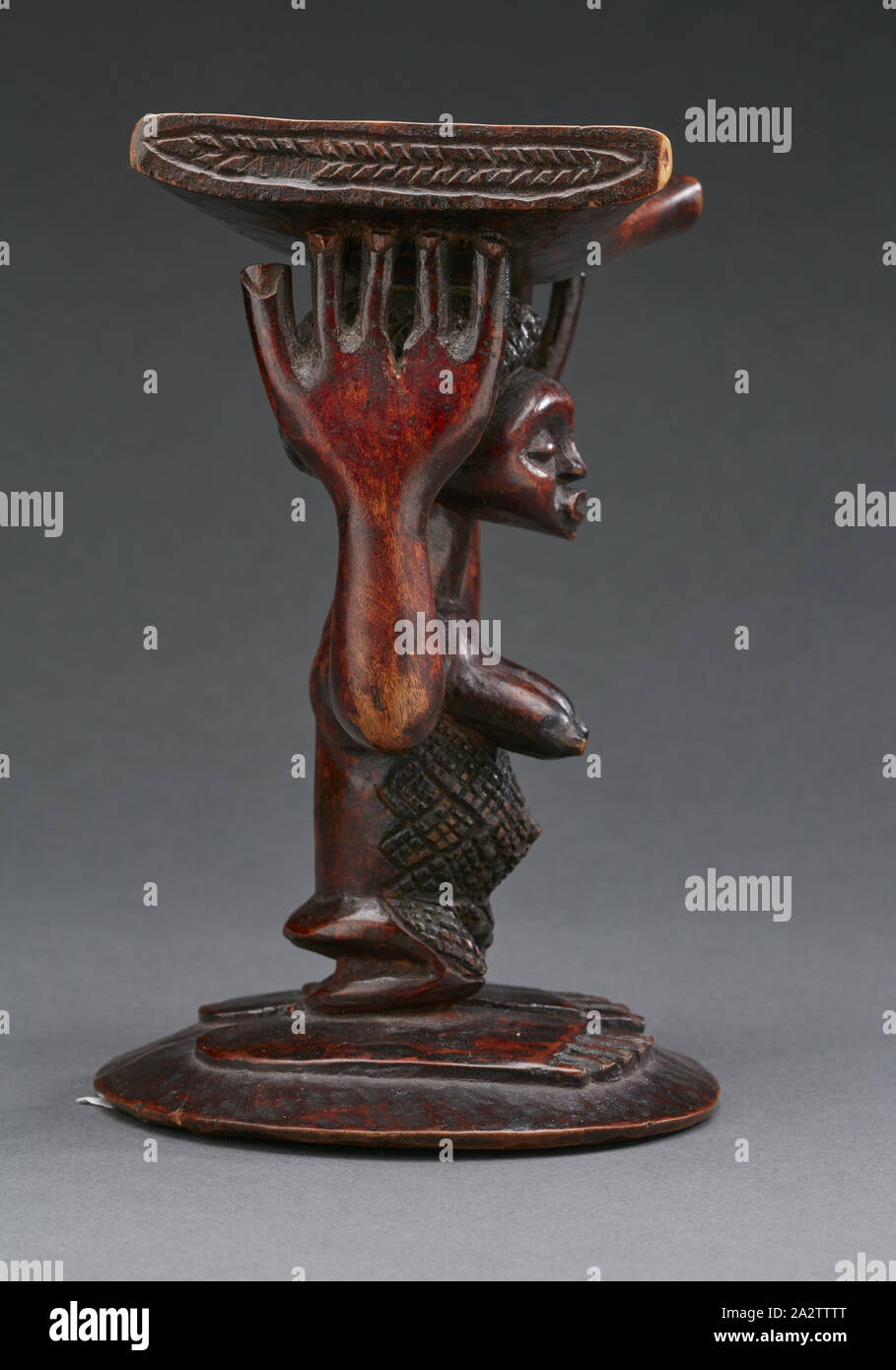 headrest with female figure, Kanyok, late 19th century, wood, 6-3/4 x 4 ...