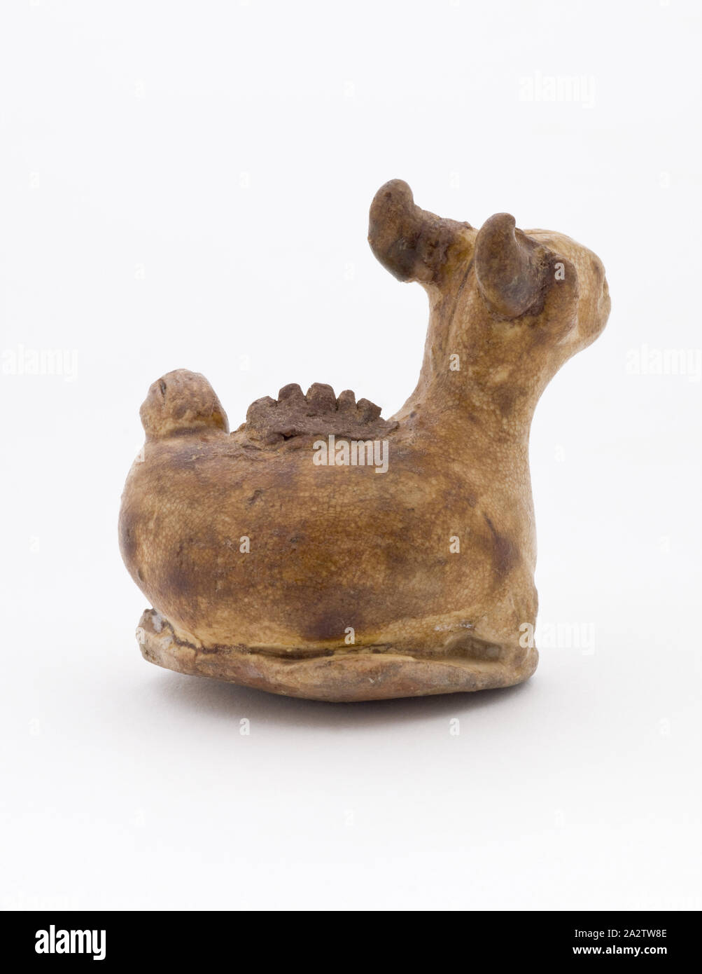 ram with stand, Tang dynasty, Stoneware (changsha Ware), 2 x 1-1/4 in ...