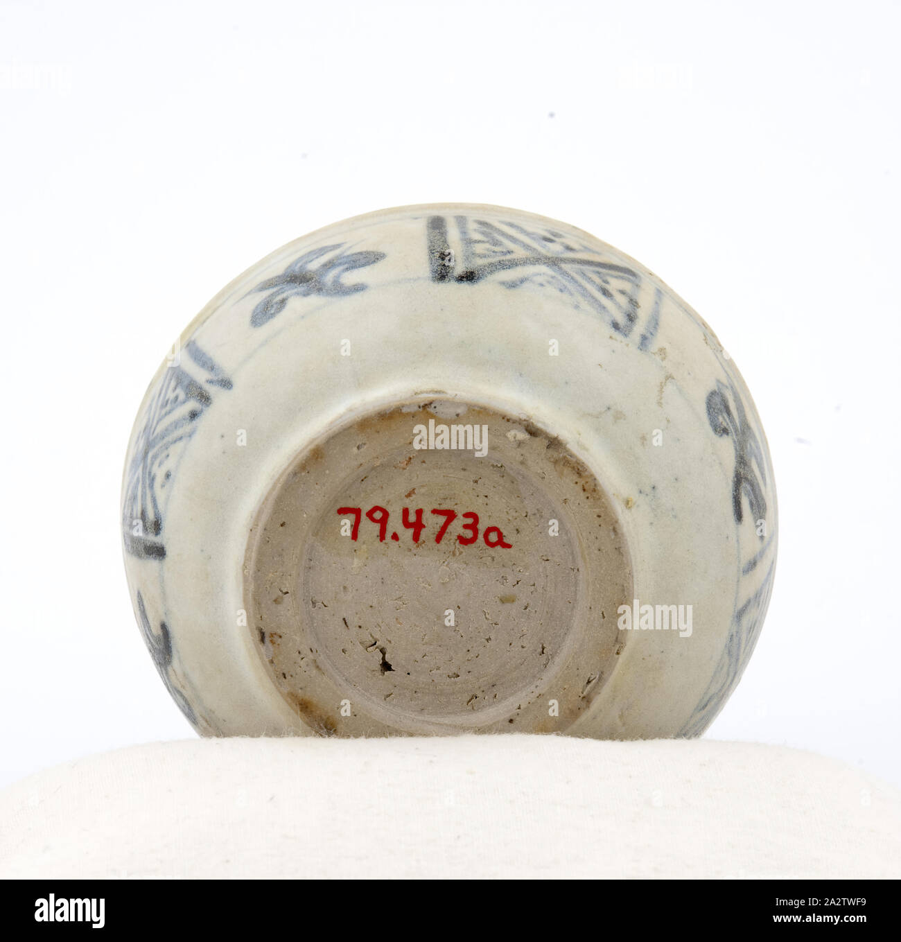Circular Box, Blue Underglaze, 2 in., Asian Art Stock Photo - Alamy