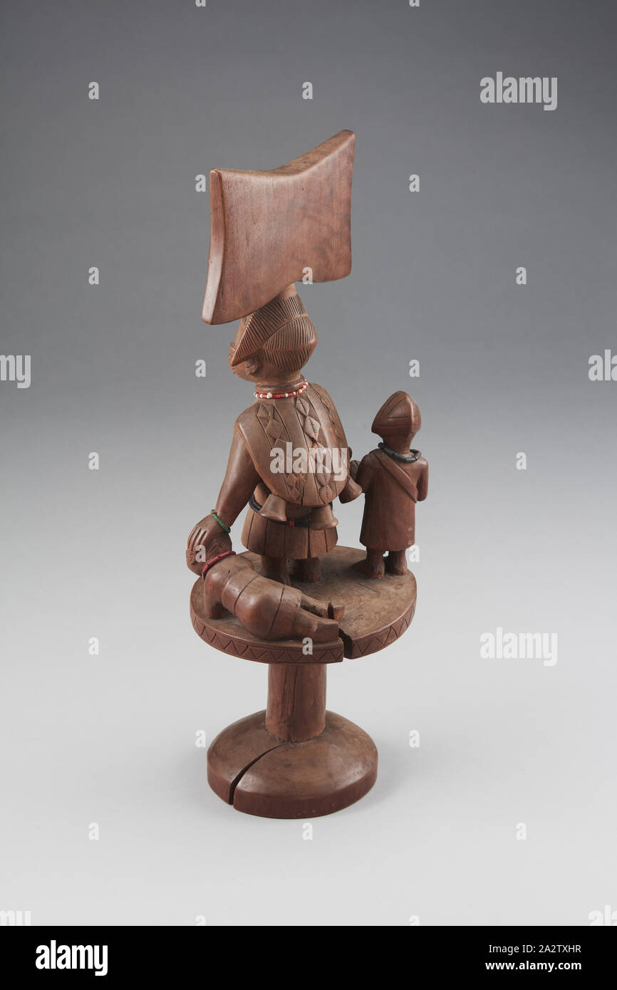 Staff of sango hi-res stock photography and images - Alamy