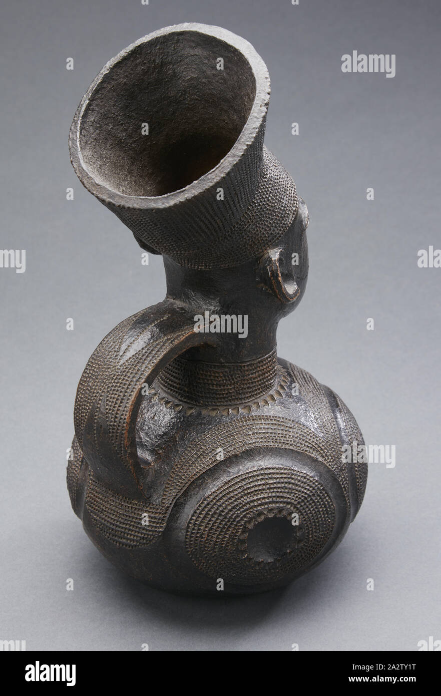 vessel, Mangbetu people, 20th century, ceramic, 11-3/16 in., African ...