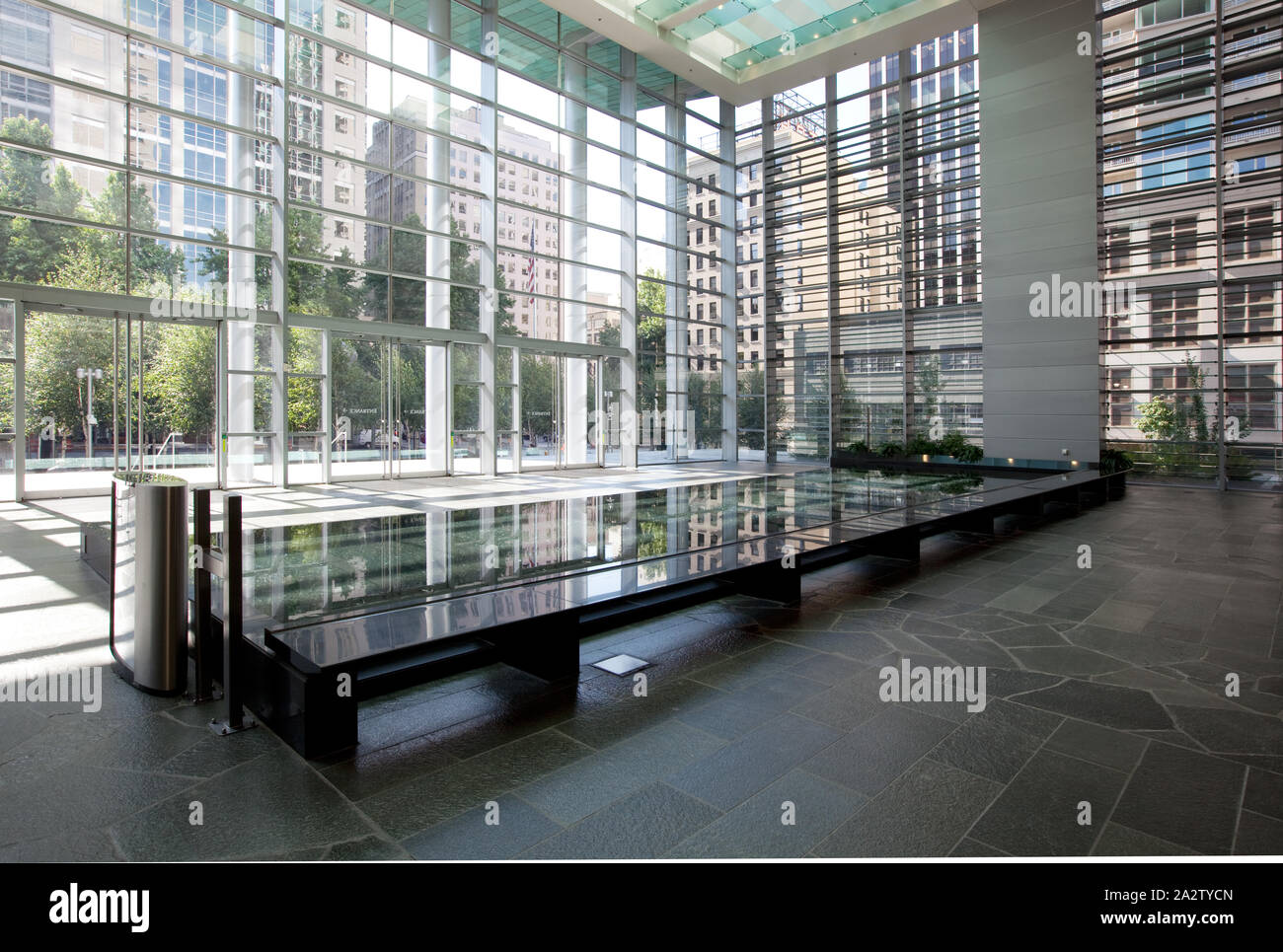 Reflection fountain at the U.S. Courthouse, Seattle, Washington Stock ...