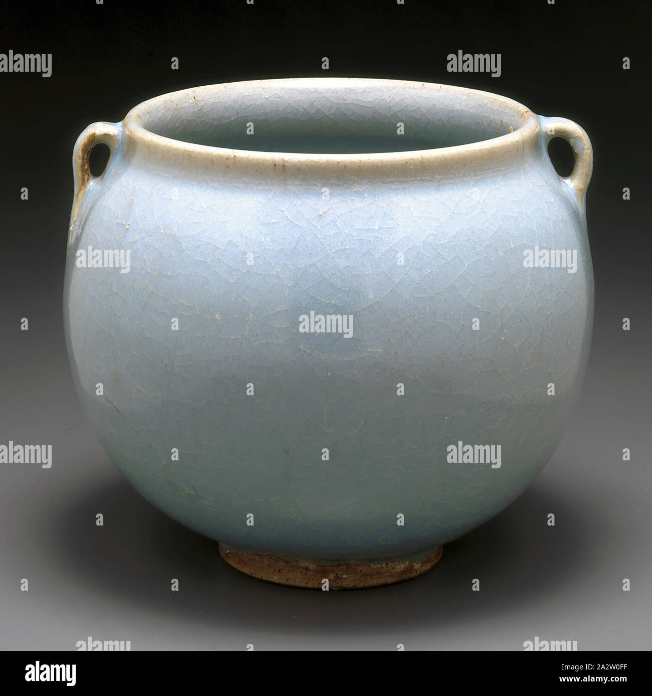 Stoneware with blue glaze jun ware hi-res stock photography and images ...