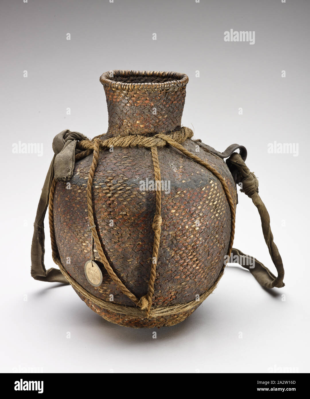 Apache people hi-res stock photography and images - Alamy