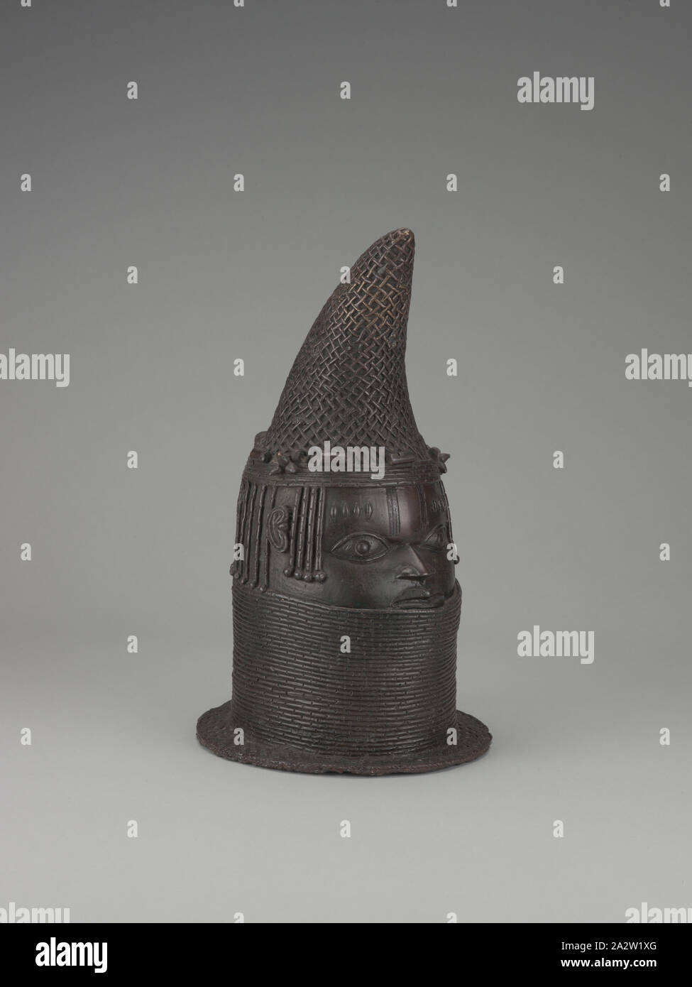 head of queen mother, Benin Kingdom, Edo people, late 18th century ...