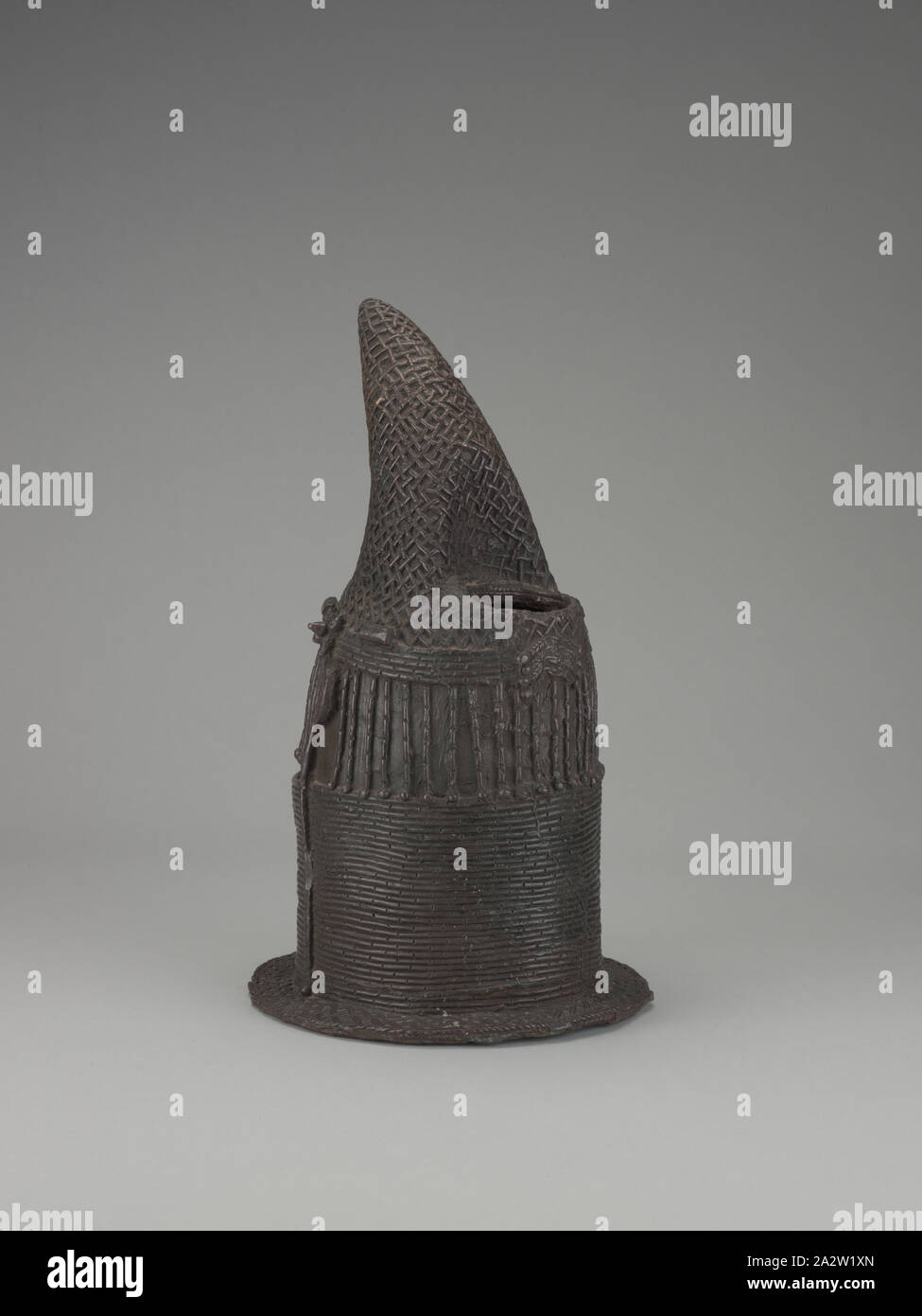 head of queen mother, Benin Kingdom, Edo people, late 18th century ...