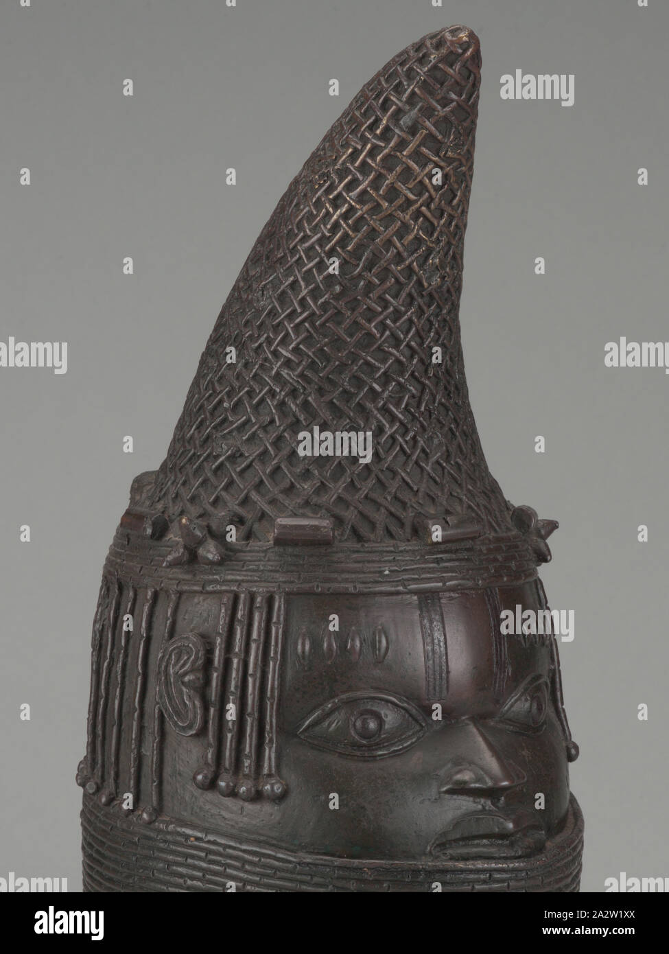 head of queen mother, Benin Kingdom, Edo people, late 18th century ...