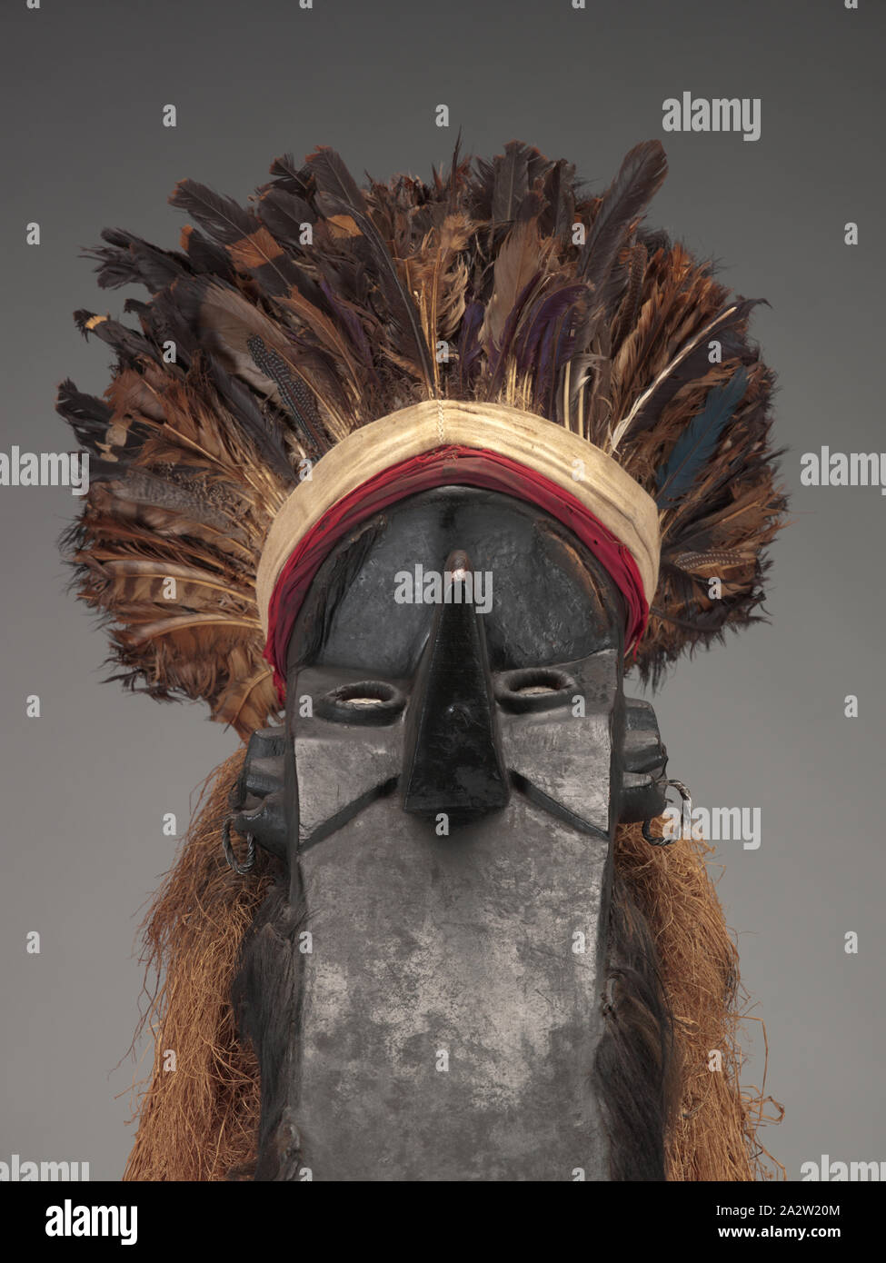 helmet mask for Poro association (Landai), Loma people, 20th century ...