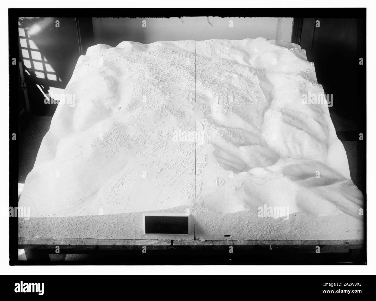 Relief map Black and White Stock Photos & Images - Alamy