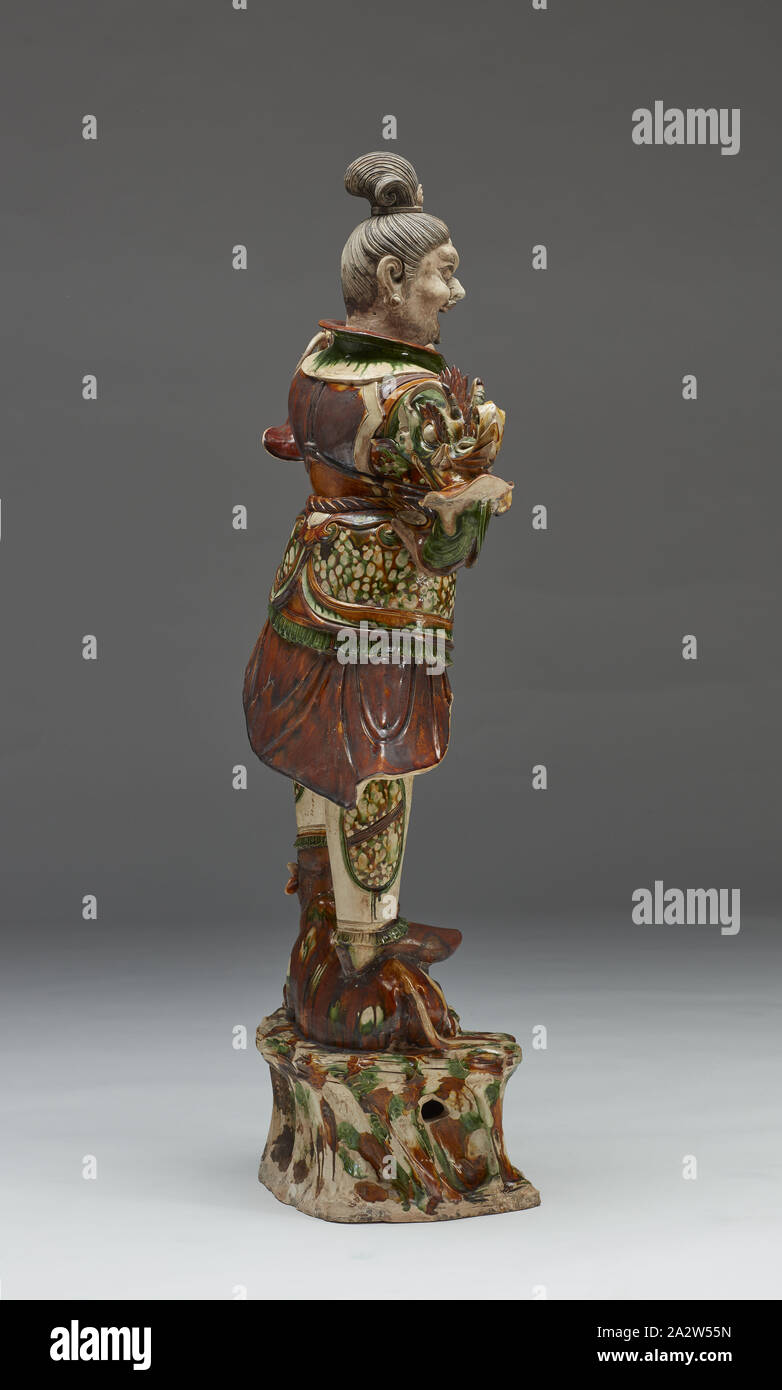 Tang dynasty tomb guardian hi-res stock photography and images - Alamy