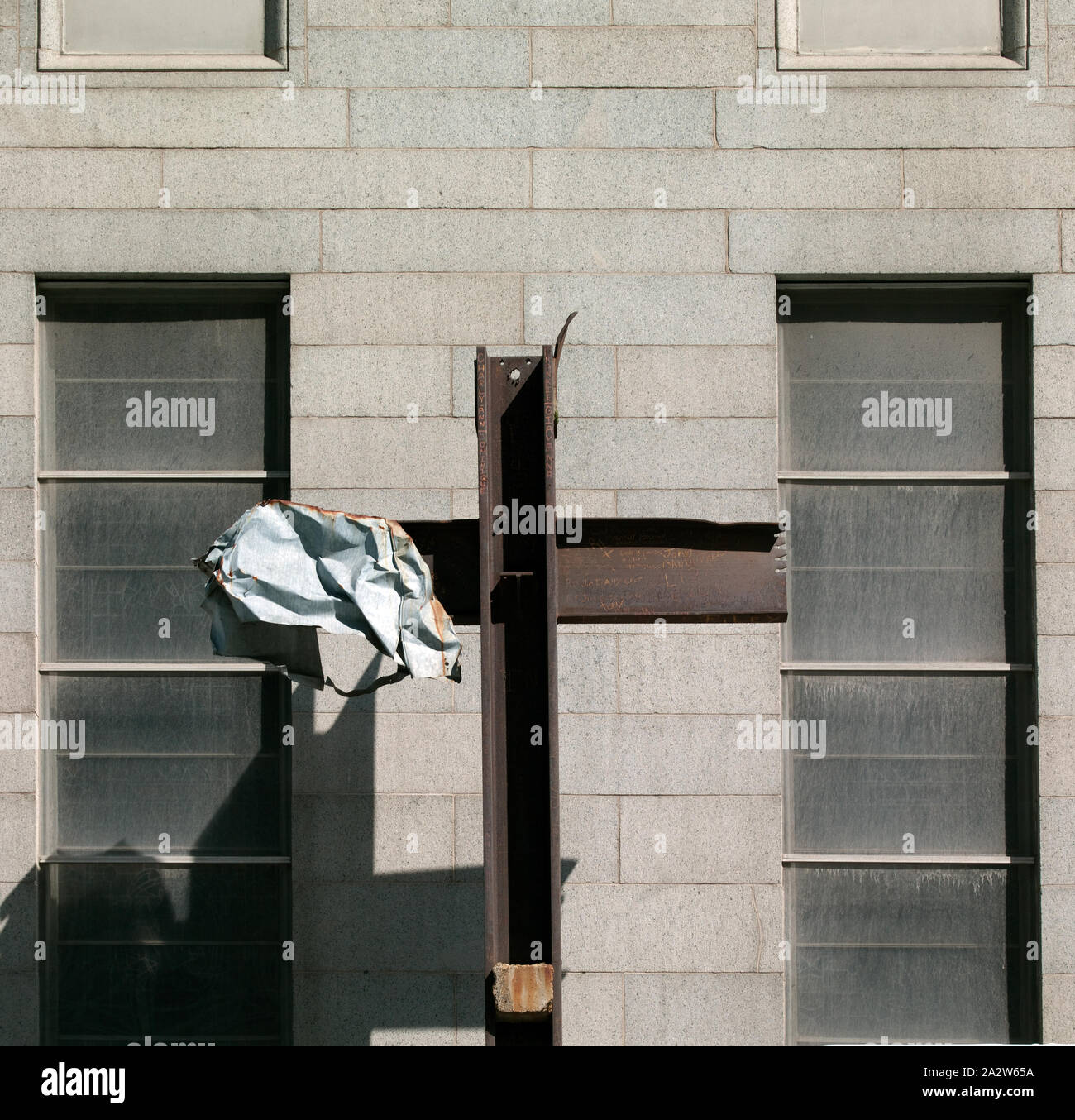 Remnants form a cross from the 9/11 World Trade Center disaster, New ...