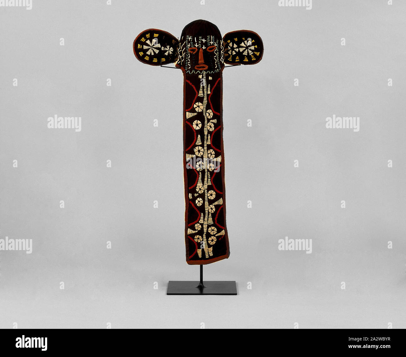 Elephant helmet mask hi-res stock photography and images - Alamy