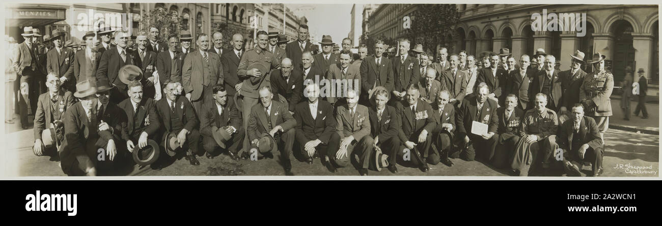 Photograph - 15/47 Battalion, Anzac Day, Melbourne, circa 1930s ...