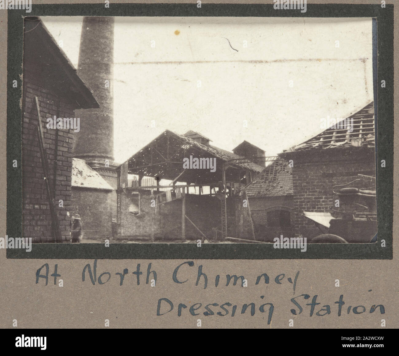 Advanced dressing station hi-res stock photography and images - Alamy