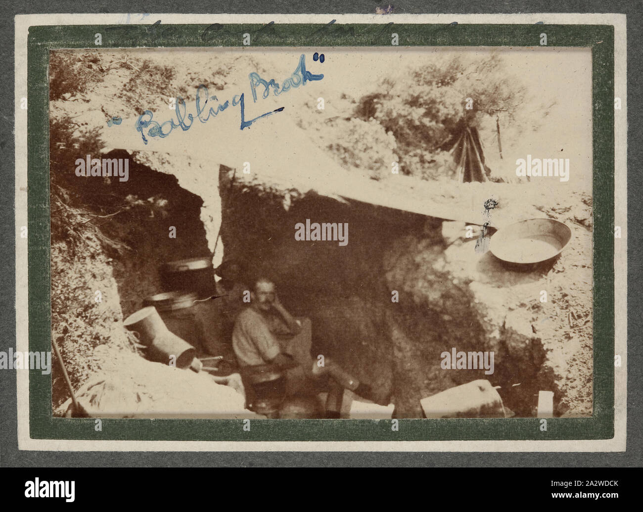 Army kitchen hi-res stock photography and images - Alamy