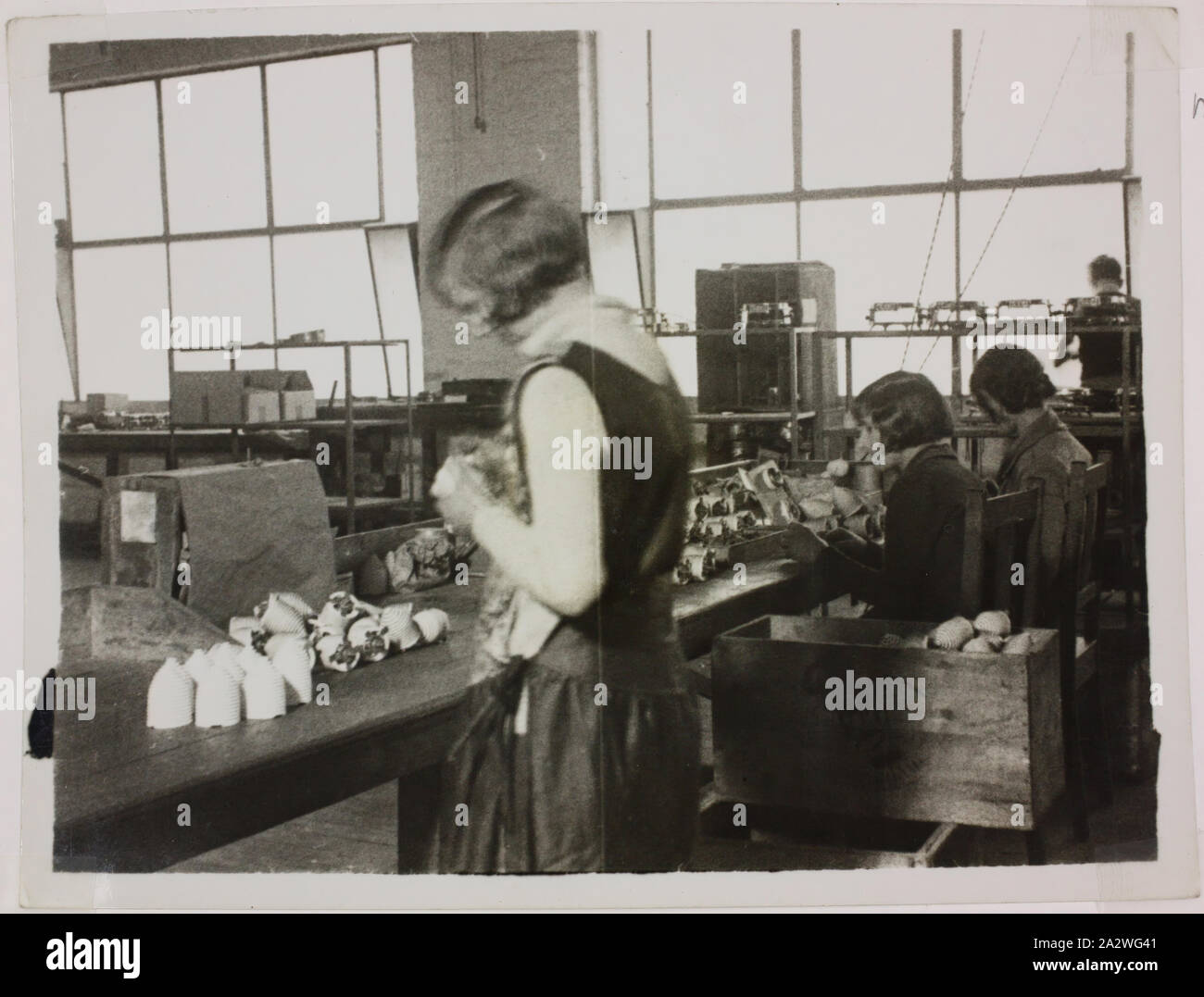 1920s workers hi-res stock photography and images - Alamy