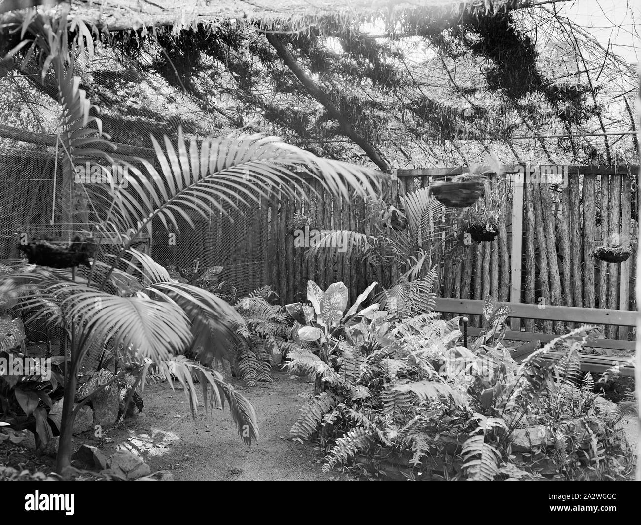 Laboratory fence hi-res stock photography and images - Alamy