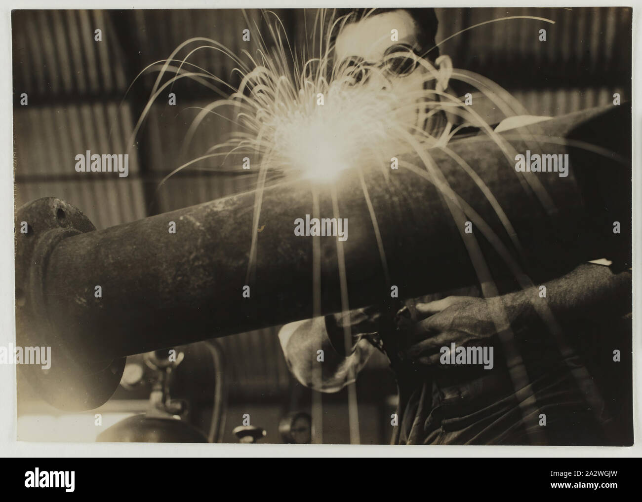 Oxy acetylene welding hi-res stock photography and images - Alamy