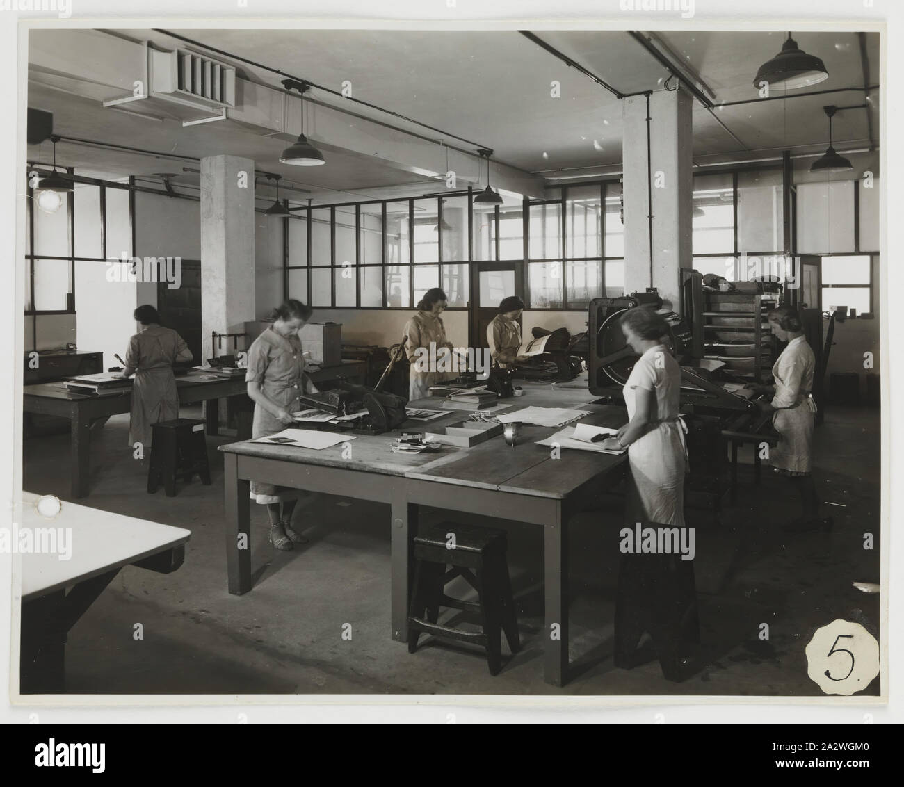 1940s factory hi-res stock photography and images - Alamy