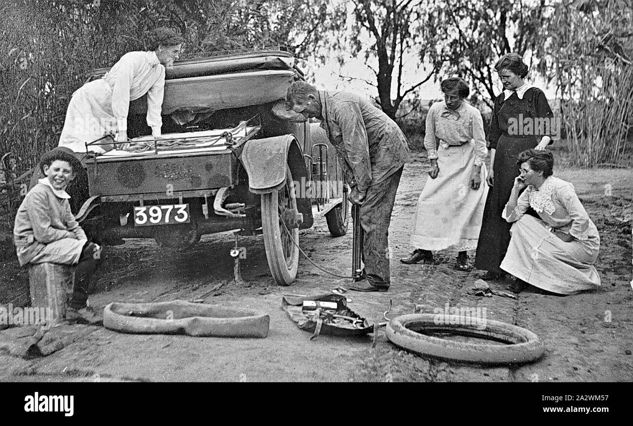 Edwardian car hi-res stock photography and images - Alamy