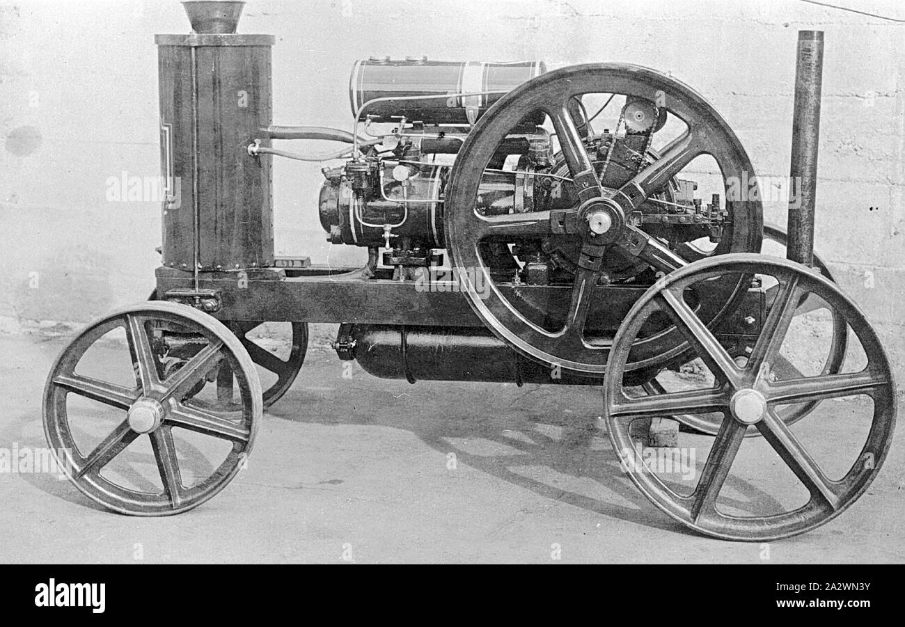 Negative - Jelbart Portable Oil Engine, Ballarat, Victoria, circa 1915 ...