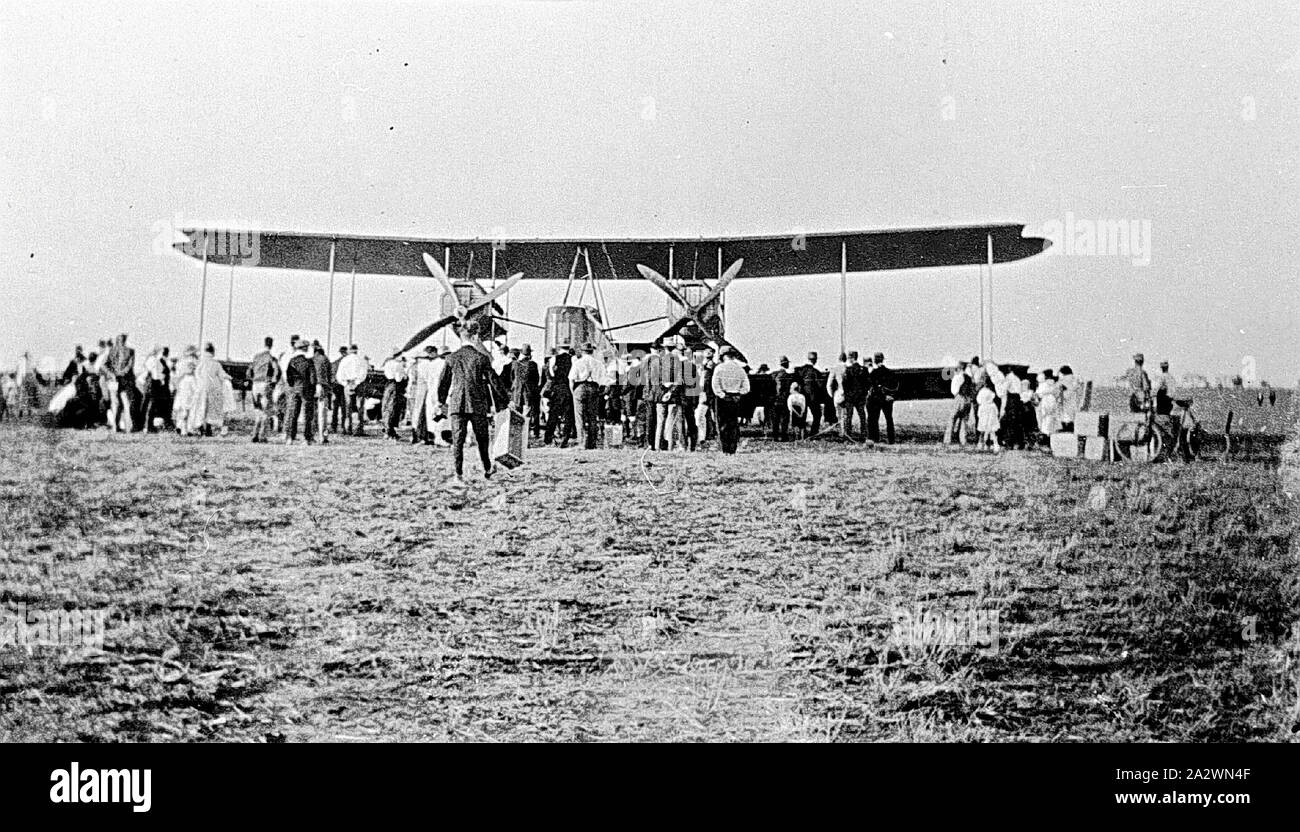 Vickers vimy aircraft flown hi-res stock photography and images - Alamy