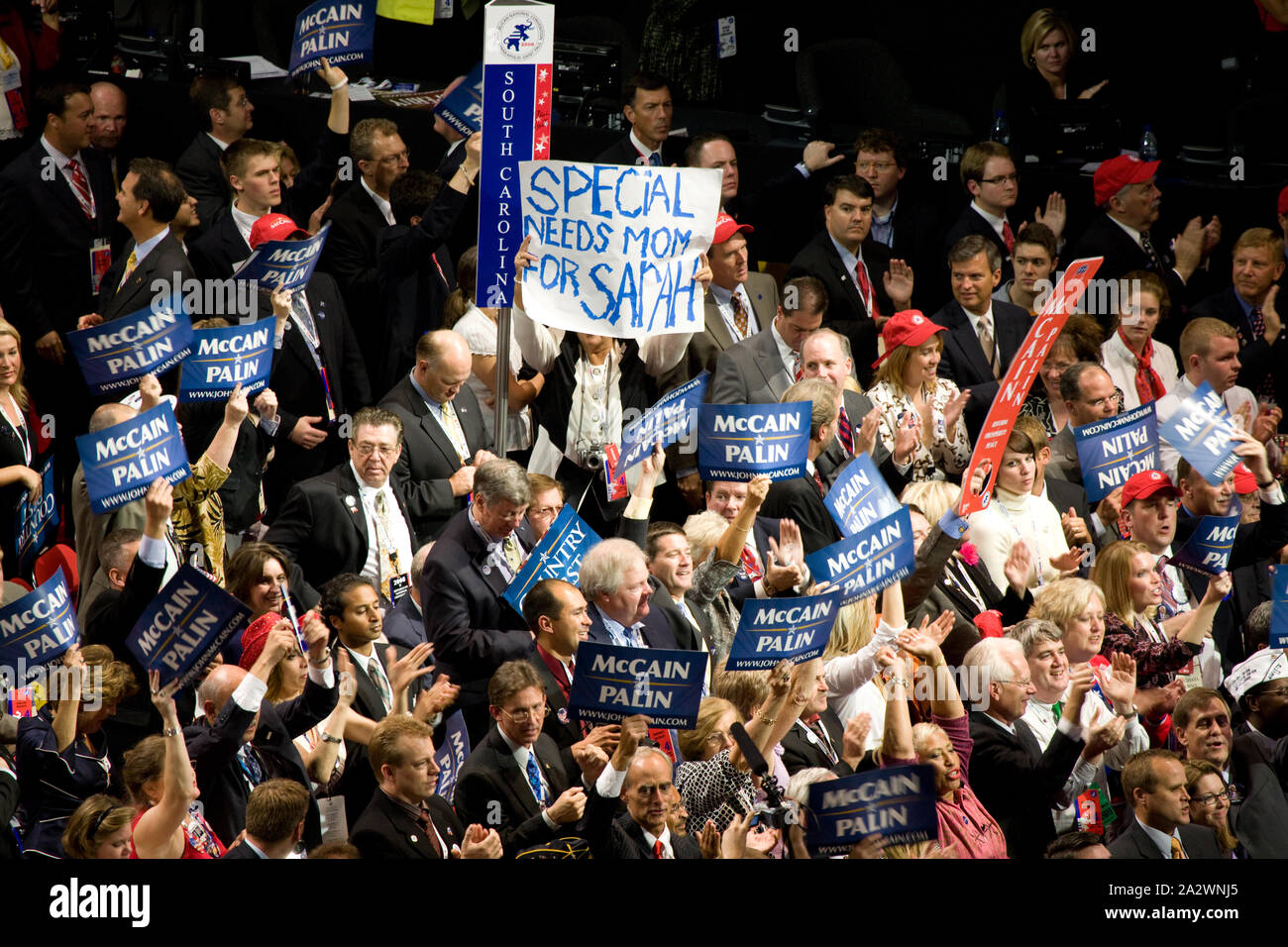 Convention signs hi-res stock photography and images - Alamy