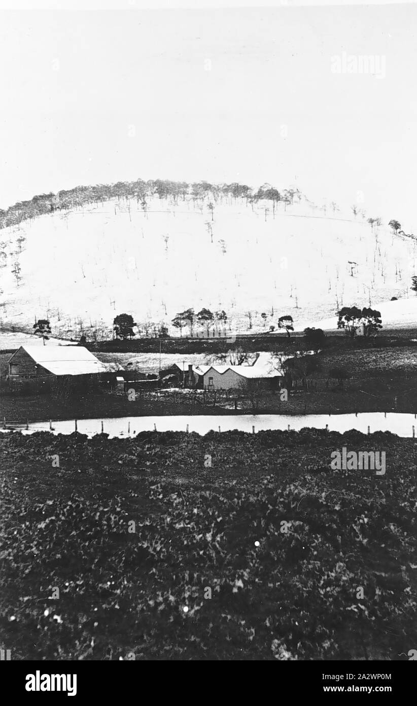 Mt buninyong under snow hi-res stock photography and images - Alamy