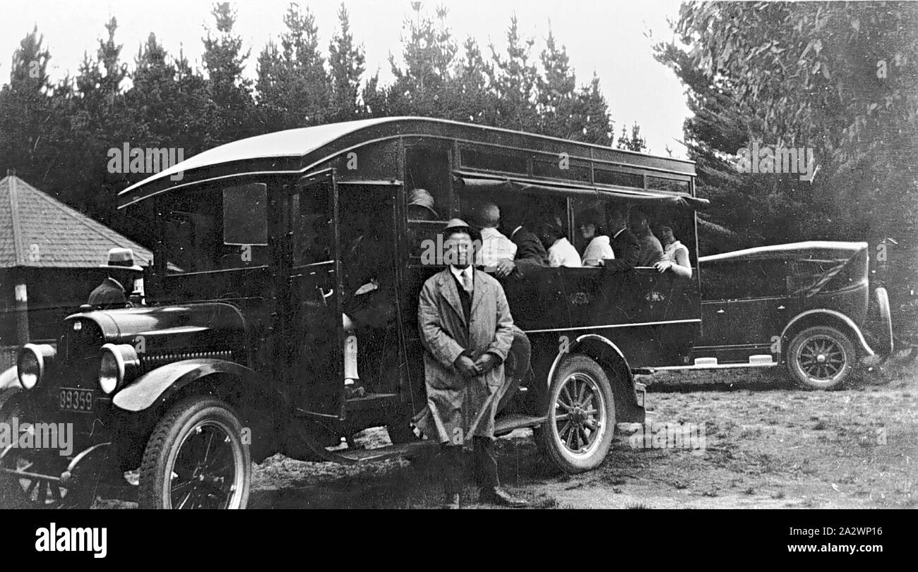 Charabanc hi-res stock photography and images - Alamy