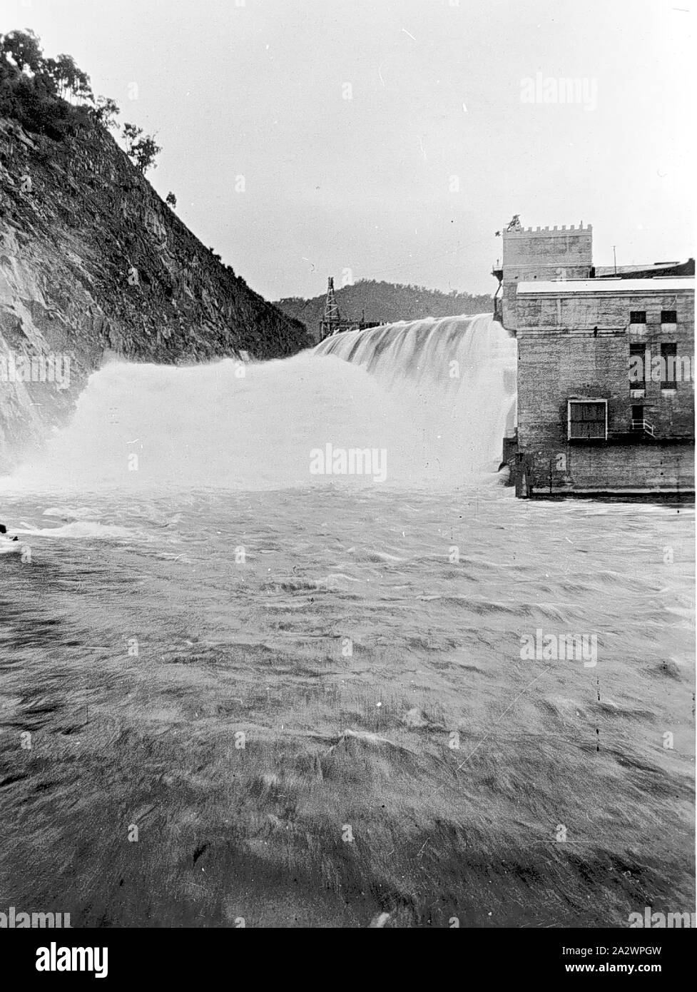 Eildon weir hi-res stock photography and images - Alamy
