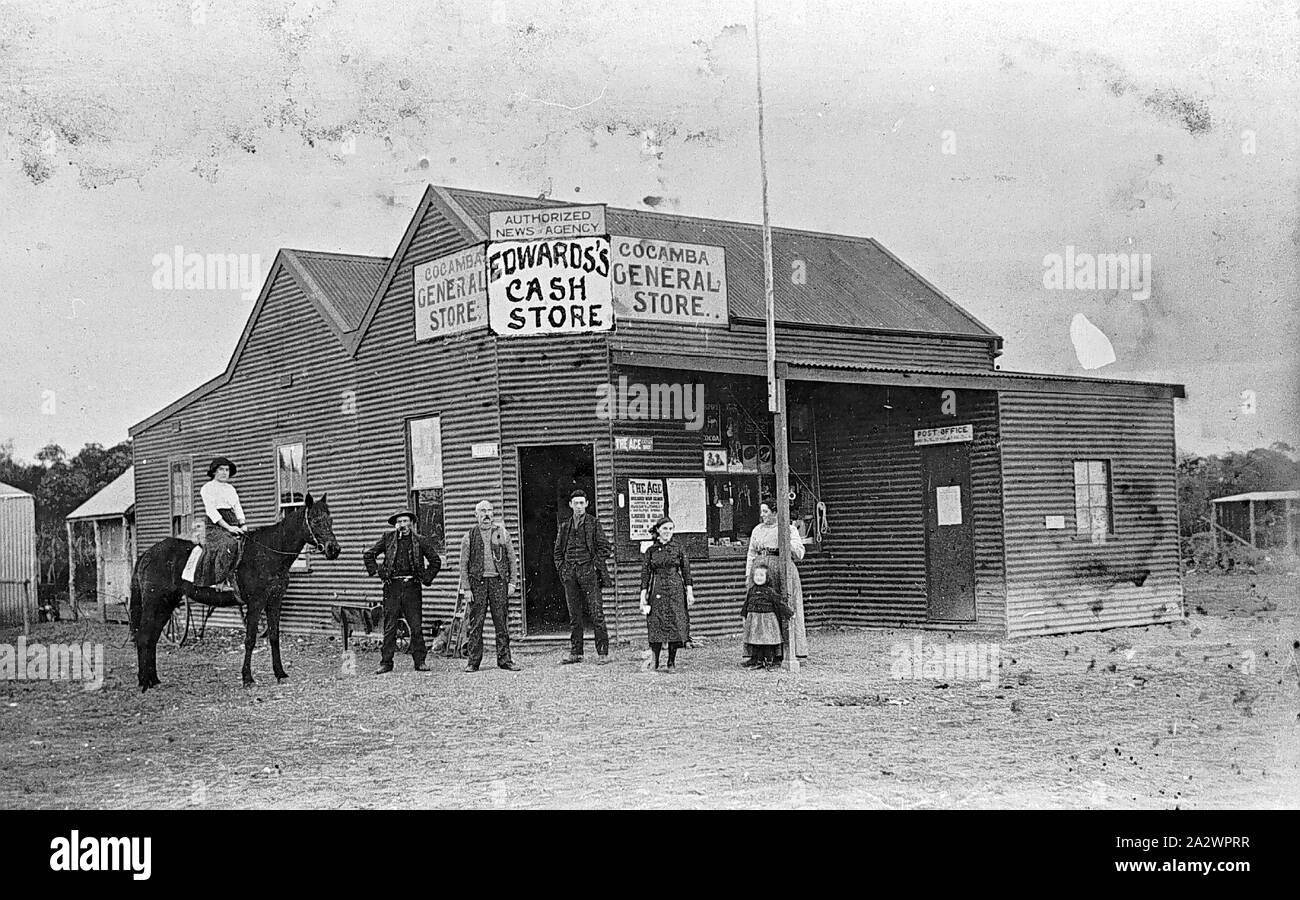People outside edwardss cash store hi-res stock photography and images ...